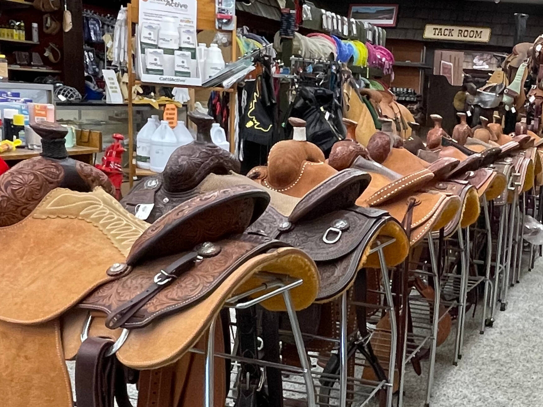 Young's Western Wear Cowboy Boots & Tack – Ships Nationwide | Young's ...